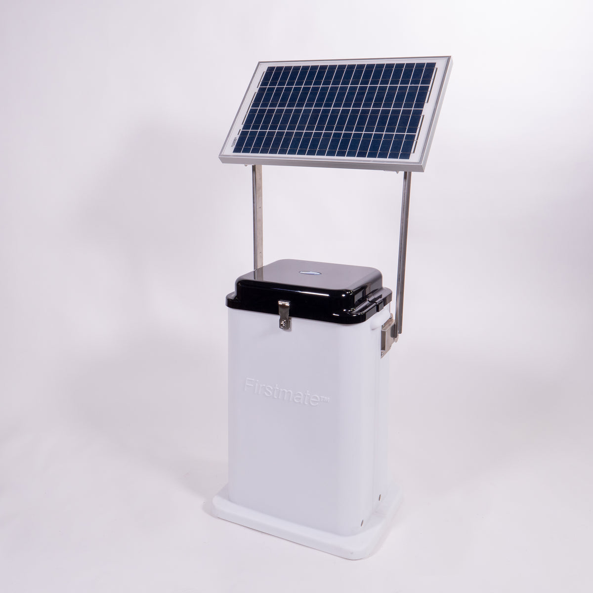 Solar Panel Enclosure Mount – Firstmate Controls
